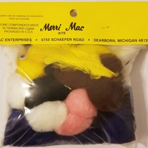 Finger Puppet Pals Kids' Group Craft Project Kit With Pom Poms From ...