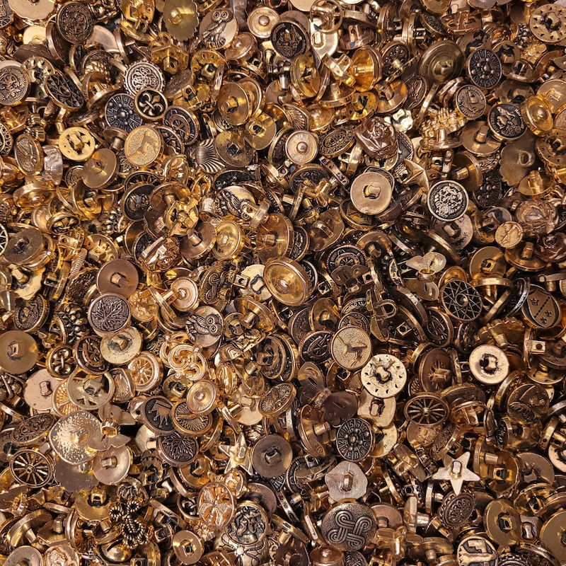 Vintage Mismatched Buttons - Etsy