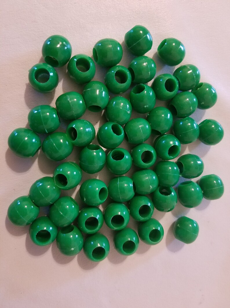 Lot of 50 Marbella Round Plastic Acrylic Macrame Small Craft Beads 5/8 ...