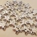 Pack of 50 Shiny Metallic Puffy Star-shaped Plastic Beads 1 Inch 25mm ...
