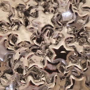 Pack of 50 Shiny Metallic Puffy Star-shaped Plastic Beads 1" Inch 25mm ...