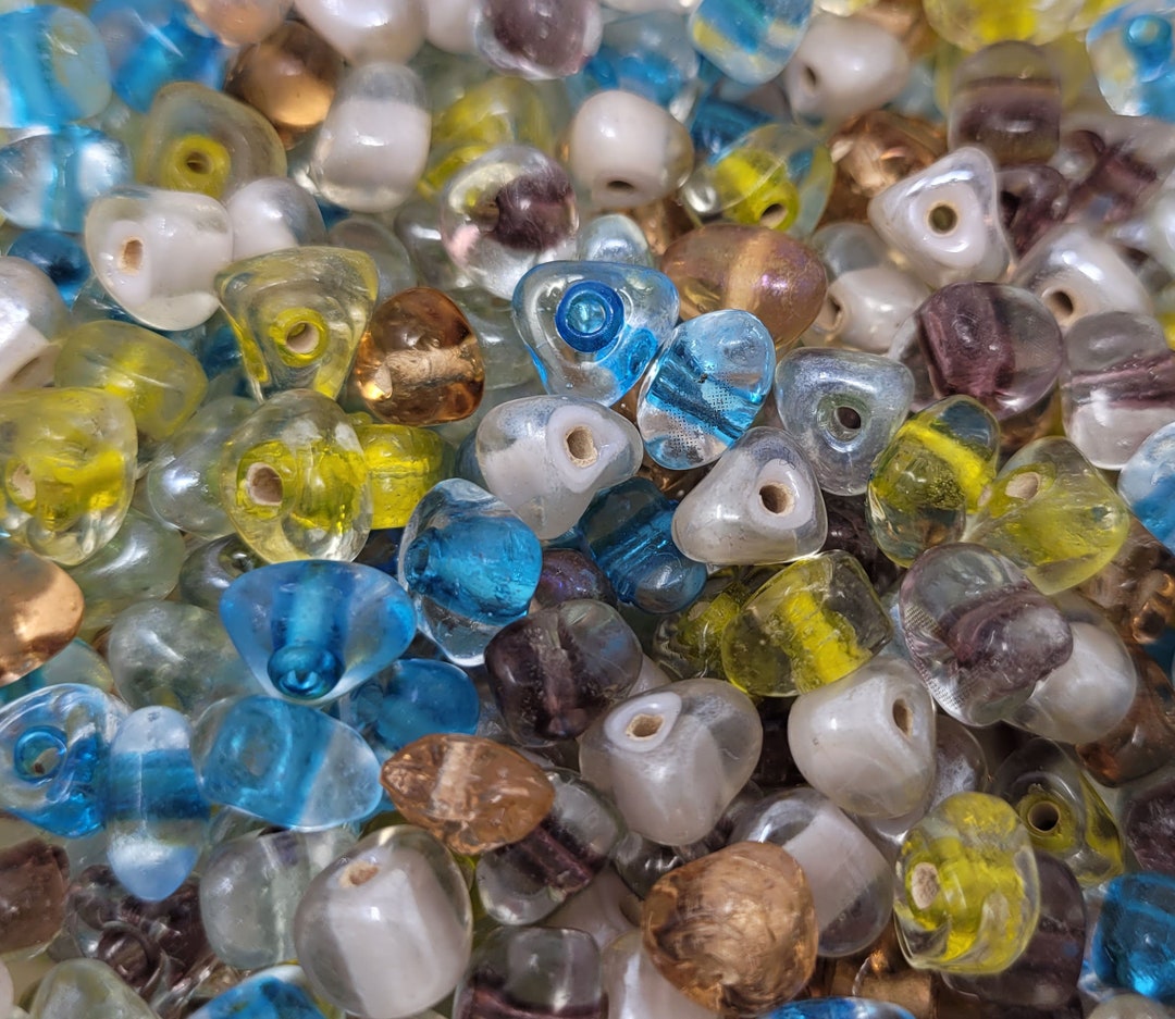 Pack of 100 Vintage 8mm Rounded Triangle Glass Bulk Beads for Jewelry ...