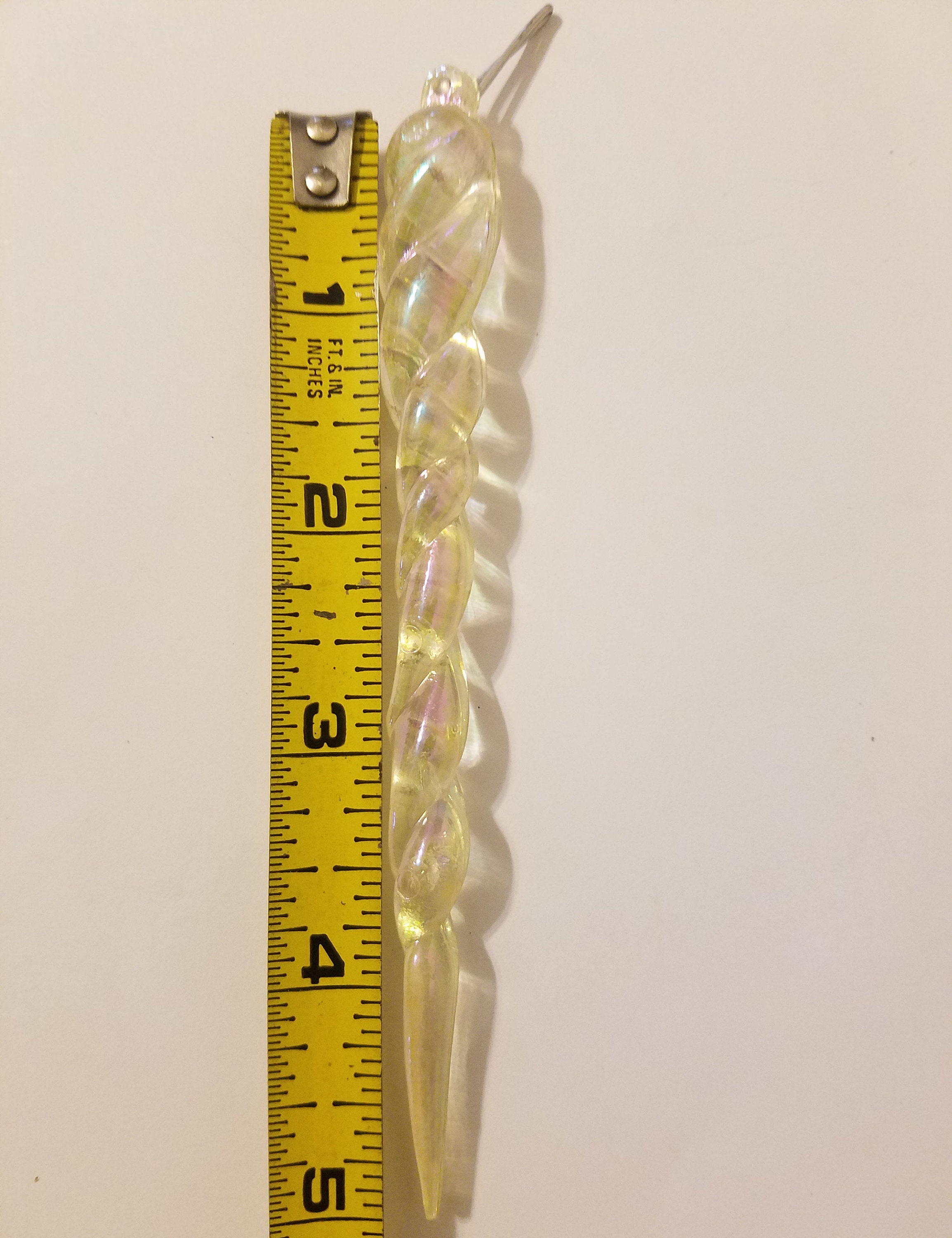 Pack of 12 Vintage Iridescent Plastic Icicle 5" Christmas Tree ...
