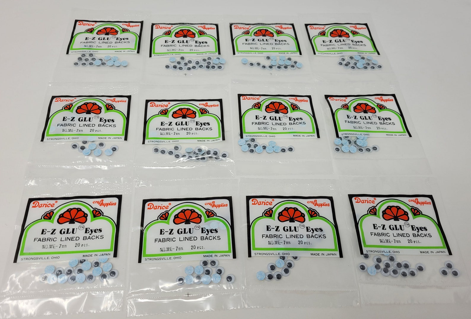 12 Packs of Darice Crafts E-Z GLU Glue BLACK Movable Wiggle - Etsy