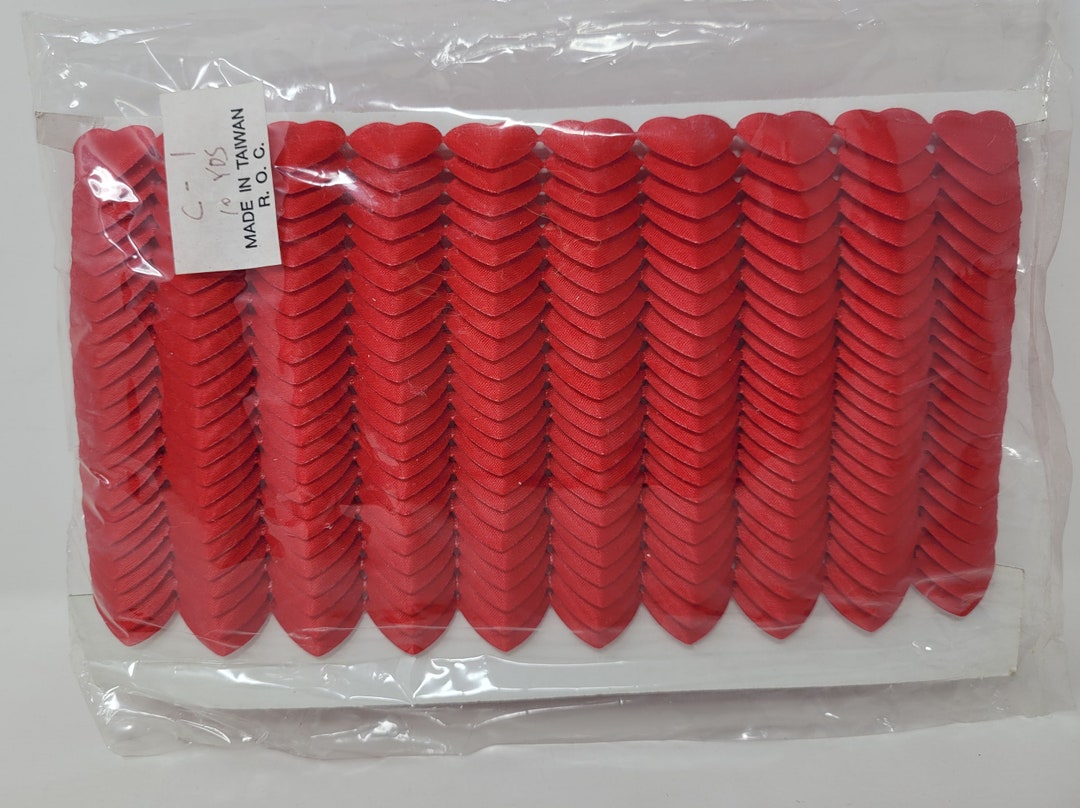 10 YDS Heart Shaped Trim Soft Shapes Valentine's Day Art Padded Satin ...
