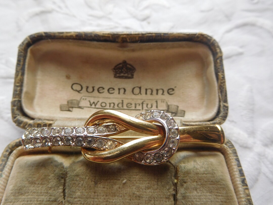 Beautiful Vintage 1980s Gold Tone REEF Knot Brooch With - Etsy
