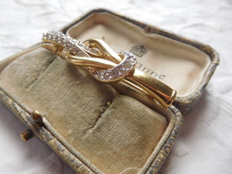 Beautiful Vintage 1980s Gold Tone REEF Knot Brooch With - Etsy