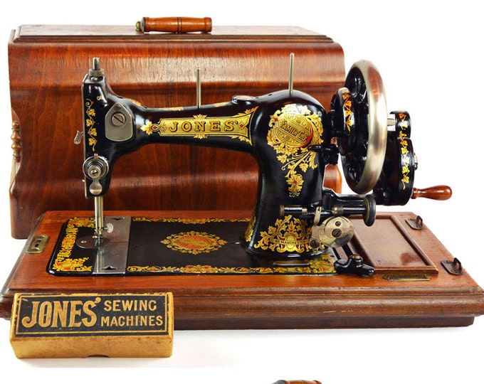 Antique Jones Family C.S. Sewing Machine / Jones Hand Crank Sewing ...