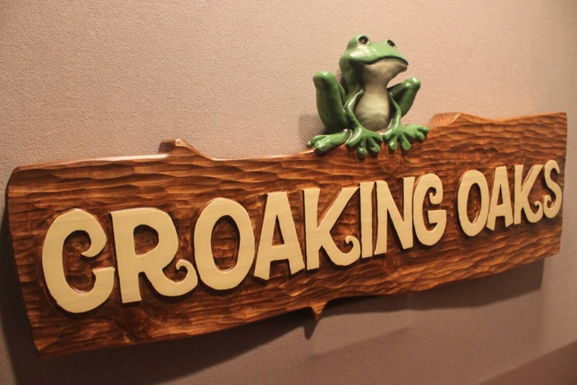 CARVED WOODEN SIGNS | Frog Signs | Cabin Signs | Vacation Home Signs ...