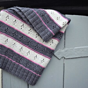 Bloom ~ a PDF Knitting Pattern - Etsy