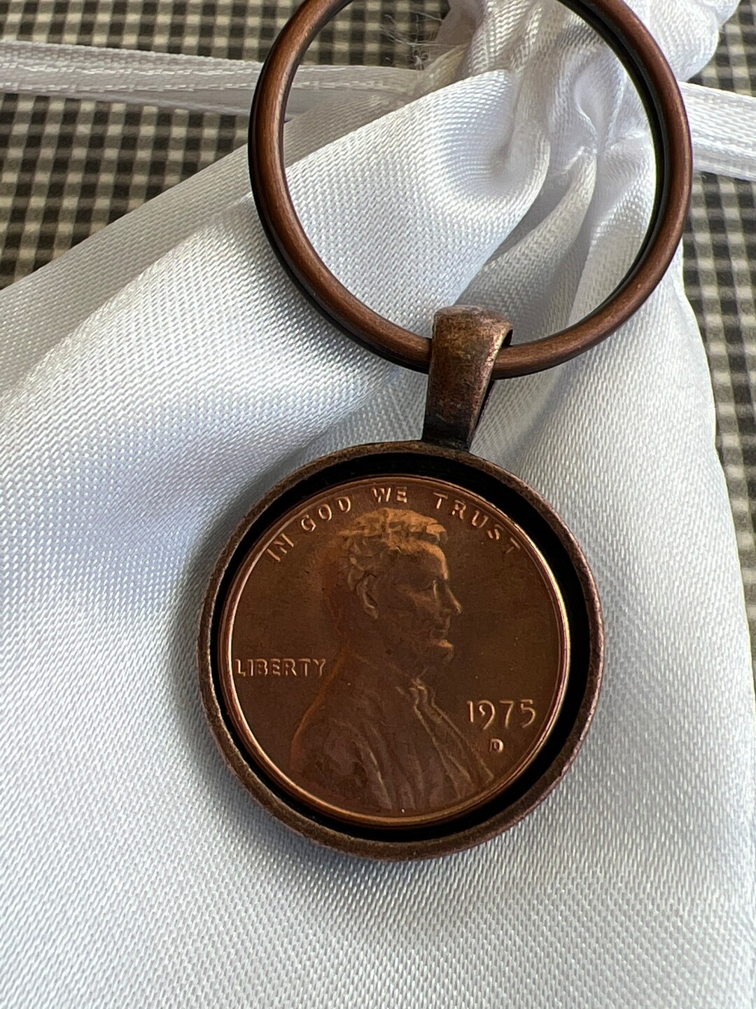 1975 Penny Keychain Antique Copper - Etsy