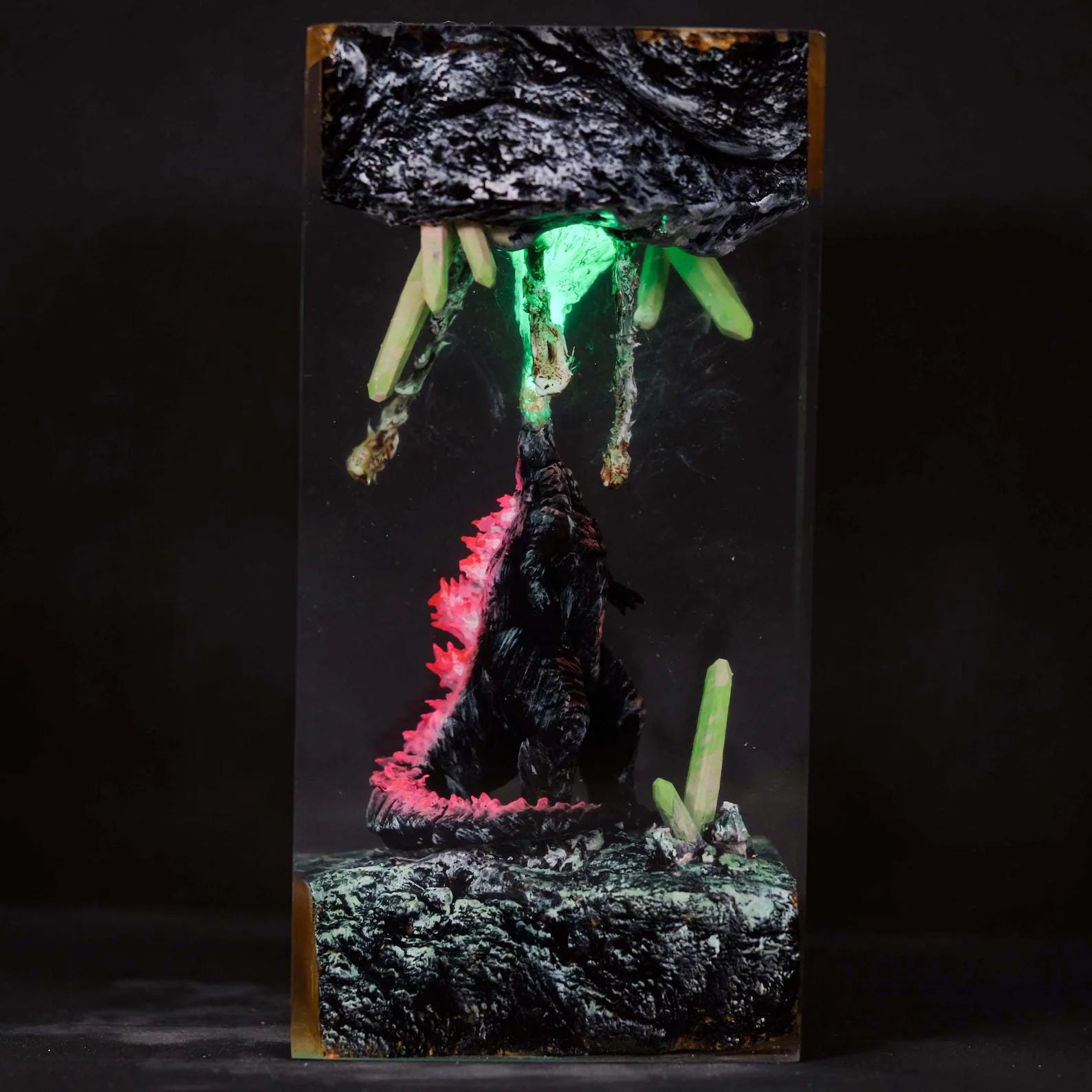 Godzilla Resin Lamp, Godzilla Handmade Decor Epoxy Lamp, Unique ...
