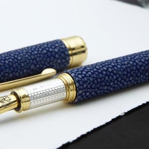 Ocean Blue Stingray Leather Fountain Pen With Sterling Silver Grip ...