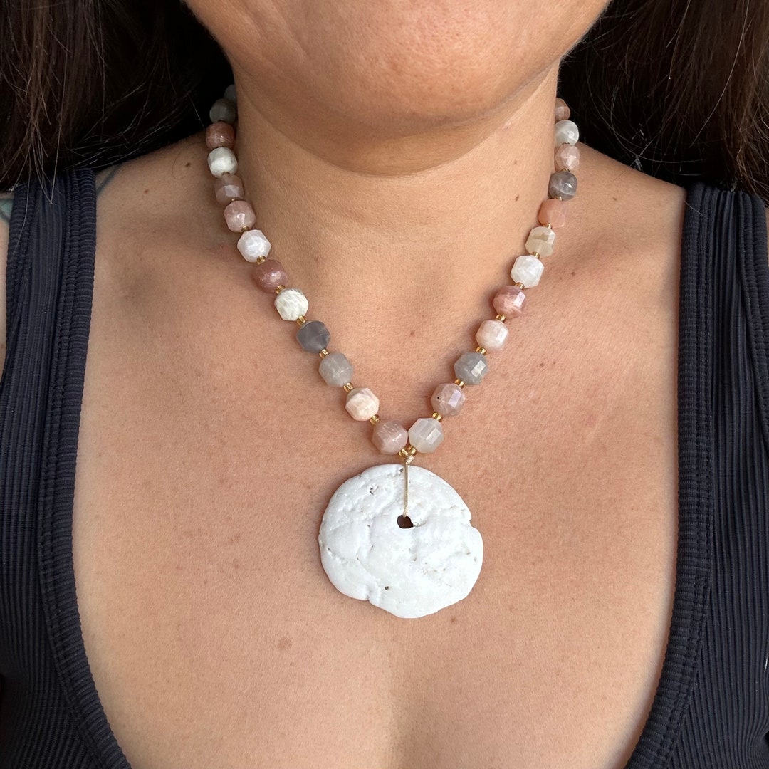 Hawaiian Shell and Gemstone Adjustable Necklace - Etsy