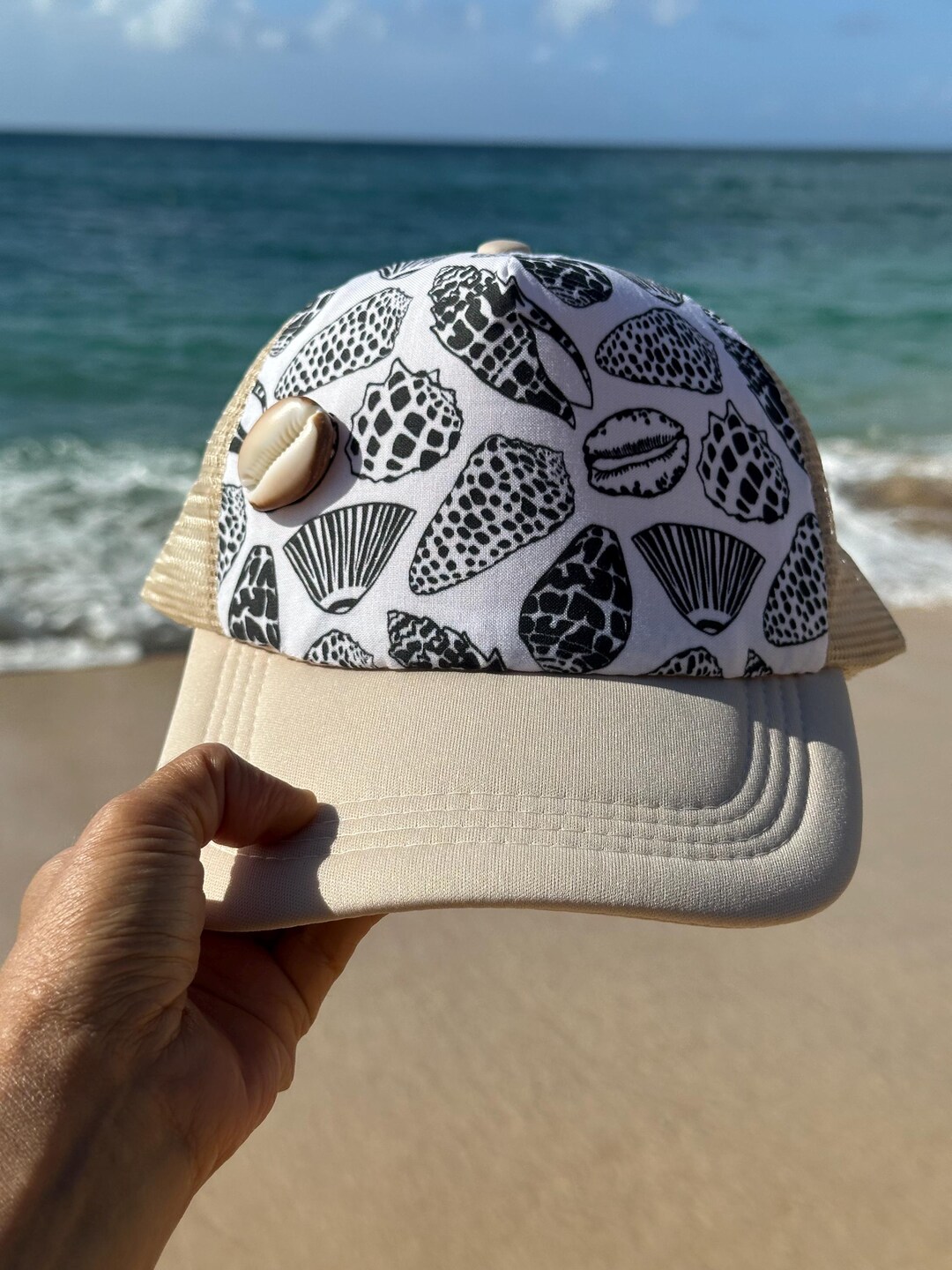Hawaiian Shell Print and Cowry Trucker Beach Hat Handmade Sun ...