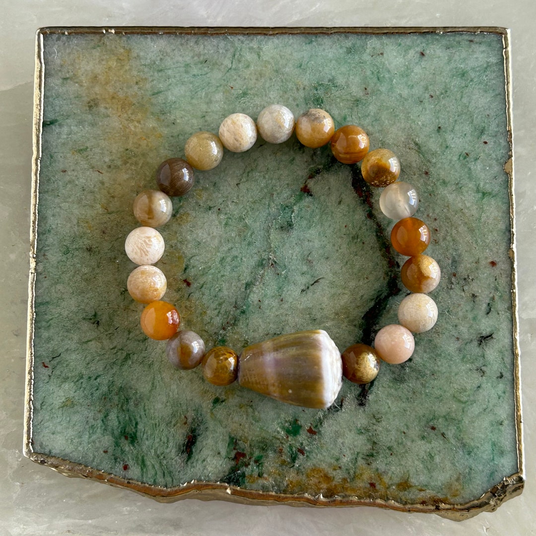 Hawaiian Shell and Gemstone Stretch Bracelet - Etsy
