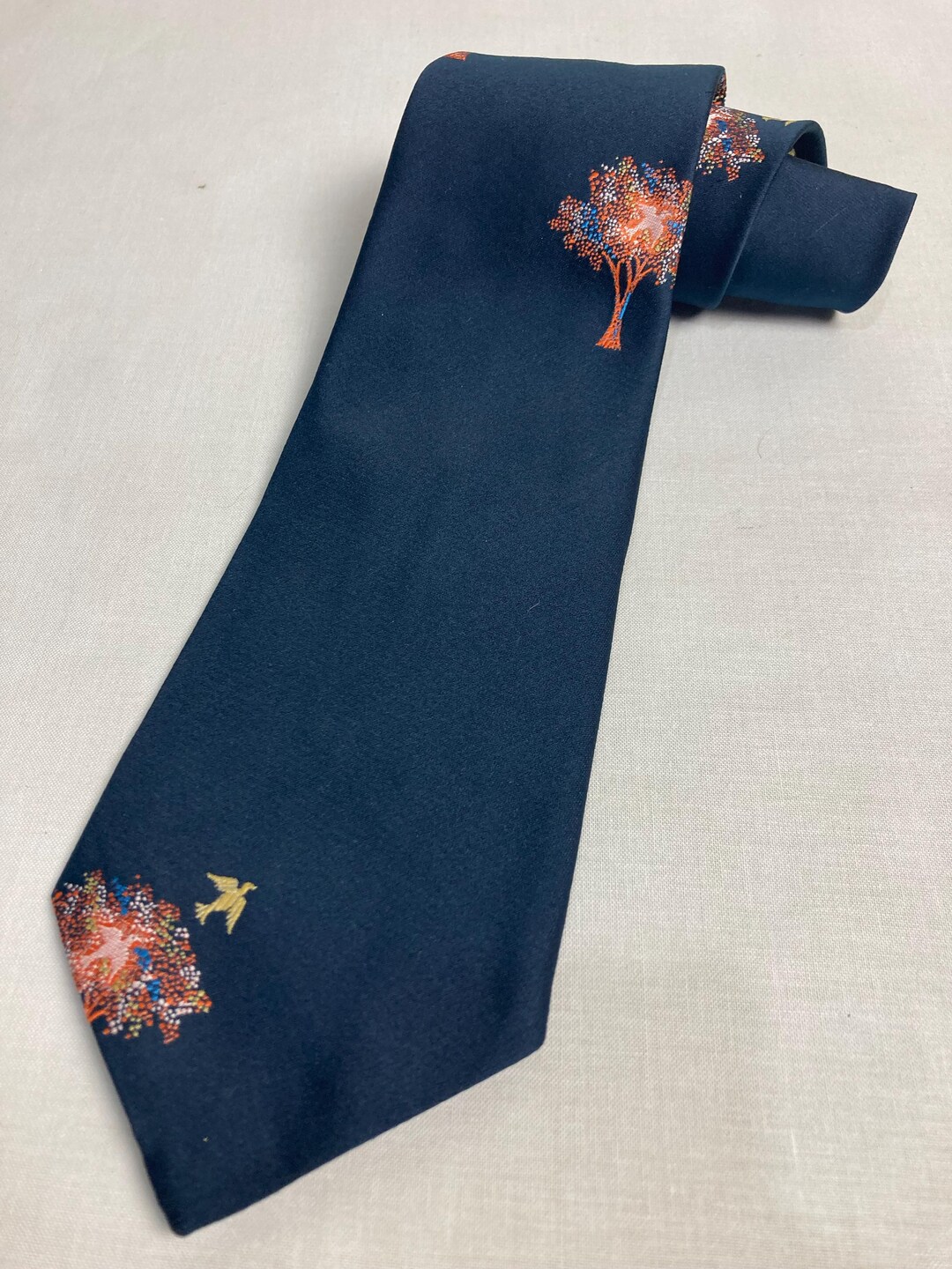 Vintage 70s Kipper Tie: Jacquard Woven Polyester, Bird & Tree Design - Etsy