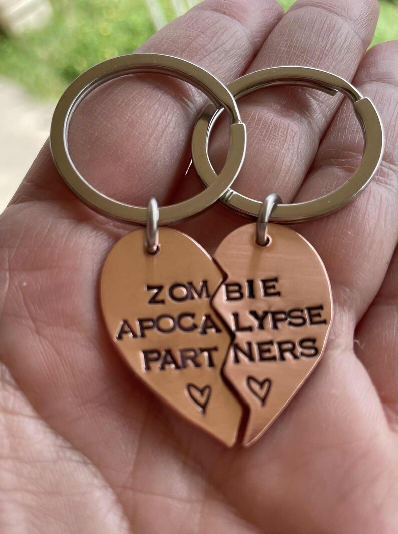 Zombie Apocalypse Partners / TWD / Walkers / Zombies / Zombie Keychain ...