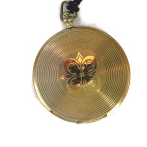 Vintage Volupte Compact, Gold Tone Round Made in USA, Mid Century ...