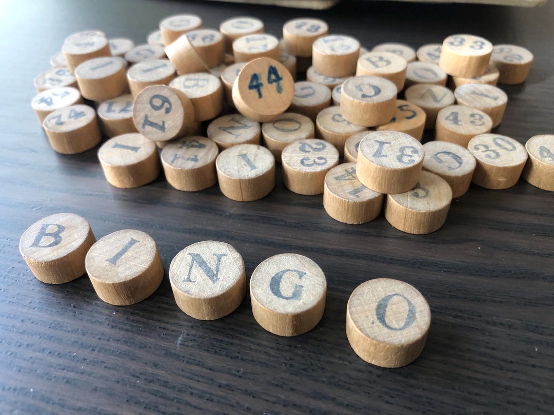 Vintage Round Bingo Numbers 1930s Family Night Vintage Games ...