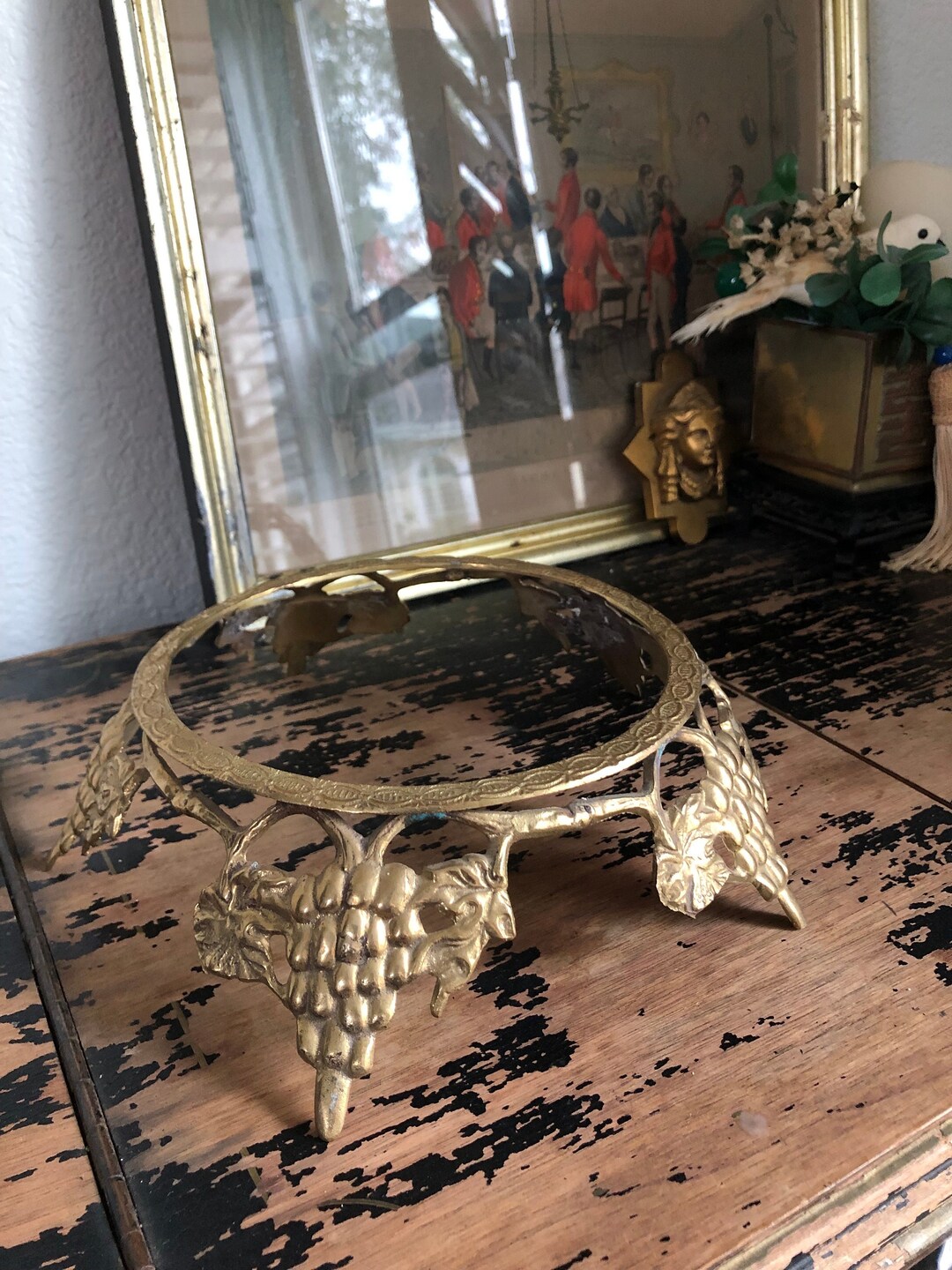 Vintage Brass Grape Motif Stand Riser Grape and Leaf Footed - Etsy