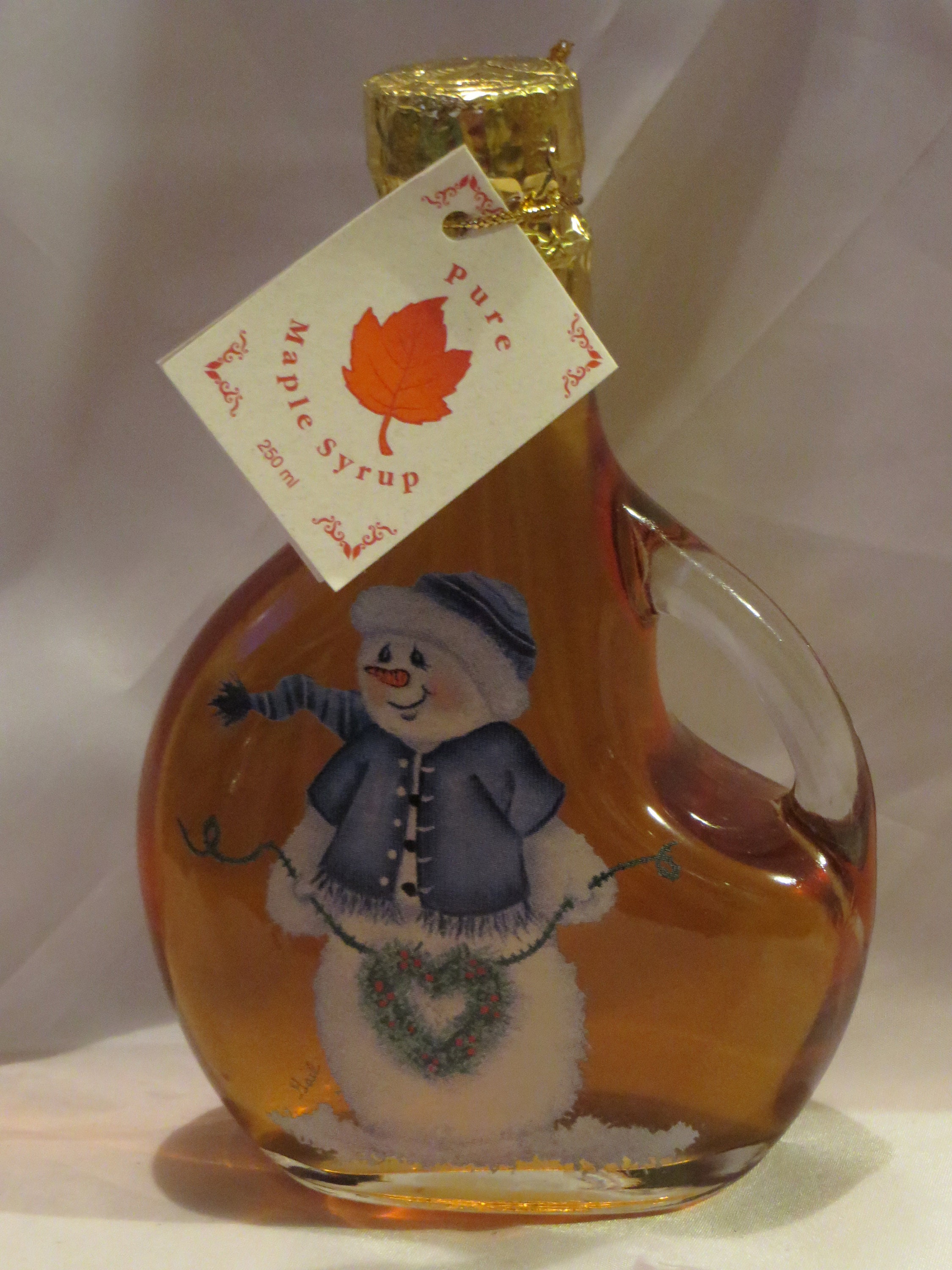 Glass Bottles, Maple Syrup, Pretty Bottles, Snowman, Amber Rich Syrup ...