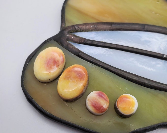 Orange Yellow Purple and White Spiny Oyster Shell Small Oval & Circle ...