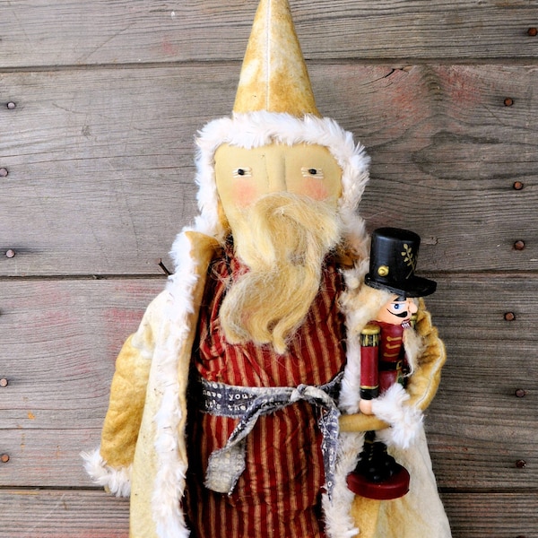 Prim Santa - Etsy