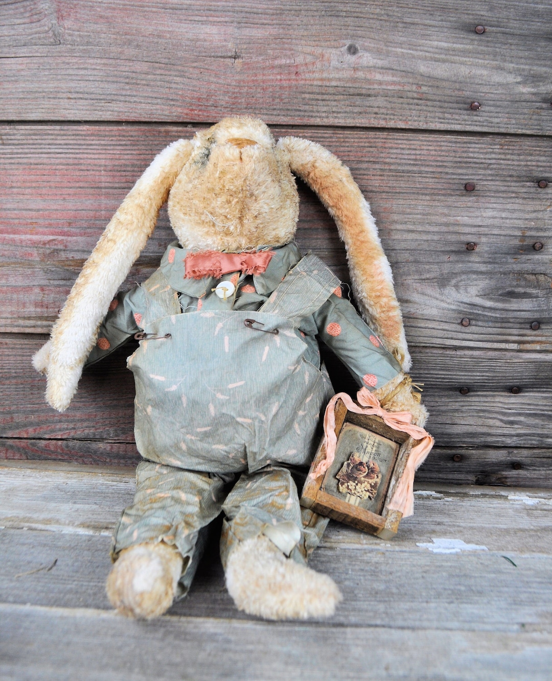 Primitive Elmer -white Bunny With Shadowbox - Etsy