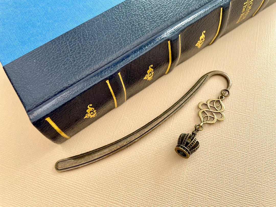 Crown Bookmark, Antique Bronze Crown and Knot Connector Bookmark ...