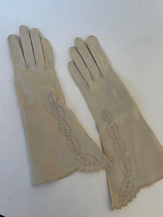 Gloves, Off-White Vintage Gloves, Embellished Gloves - Gem