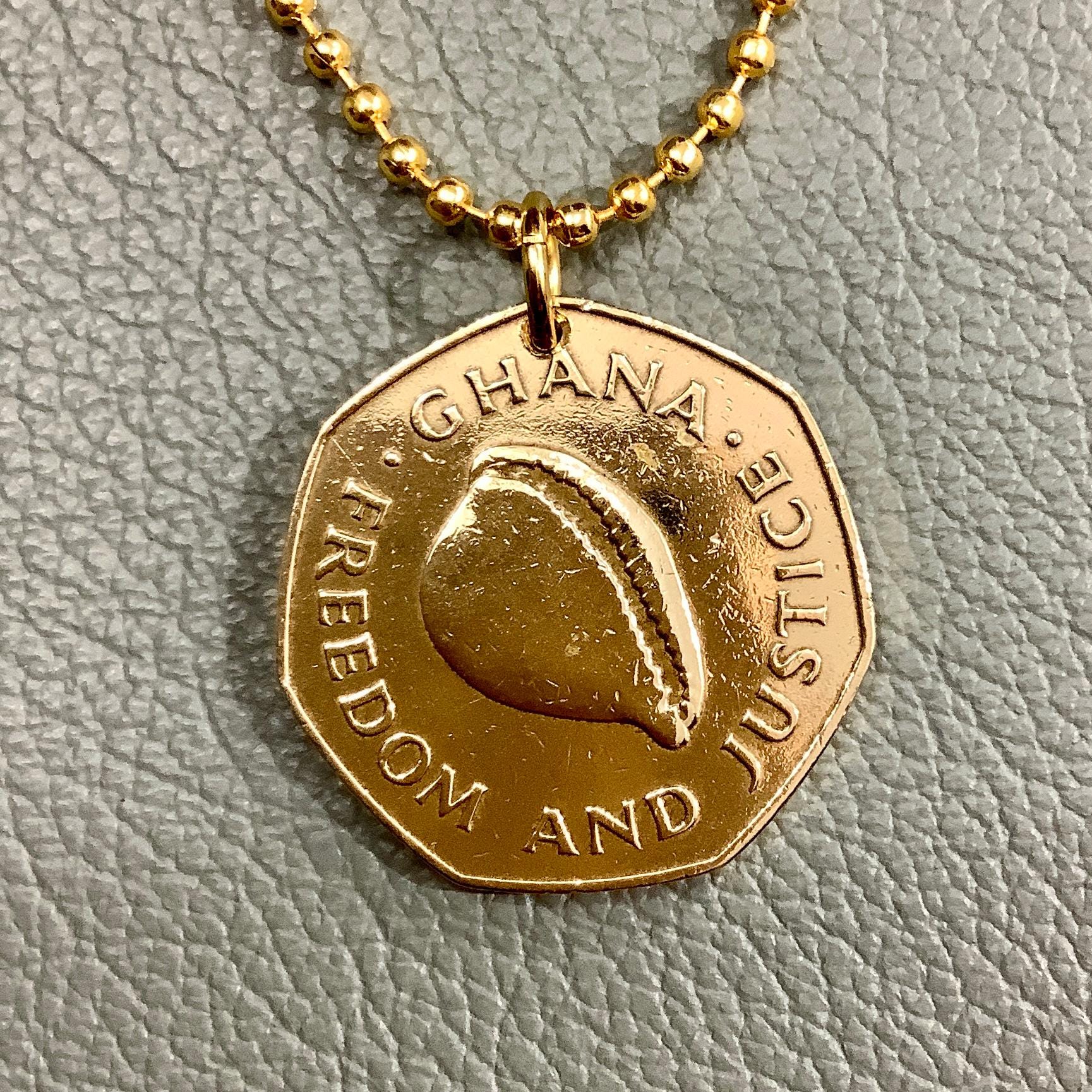 1979 Ghana Cowry Shell Coin Pendant Necklace, 1 Cedi, Heptagon 7-sided ...