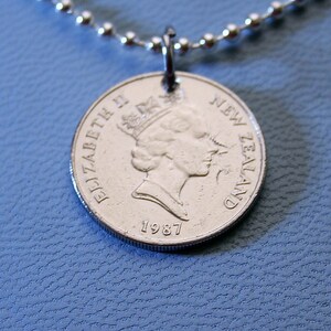 New Zealand Maori Koruru Mask Coin Pendant: 1973-2004 Vintage NZ 10 ...