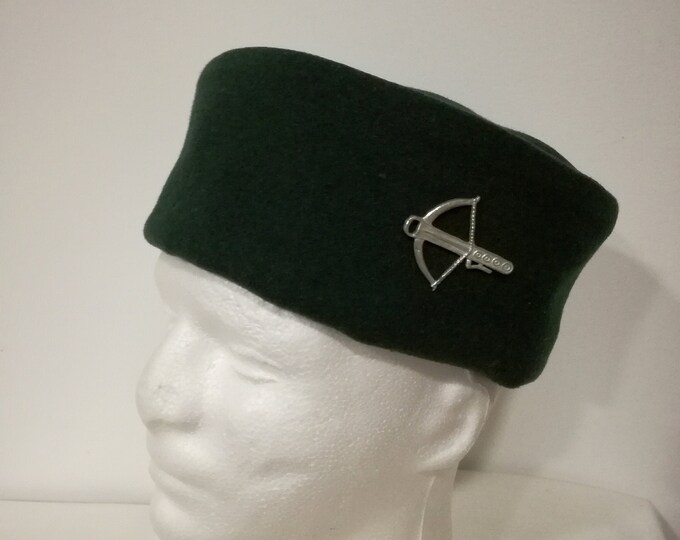 Cap With Pilgrim Badge Crafted in Dark Green Wool Fabric for - Etsy