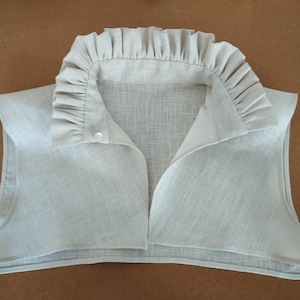 Partlet Made of Beige Linen Fabric for 16th-century Re-enactment - Etsy