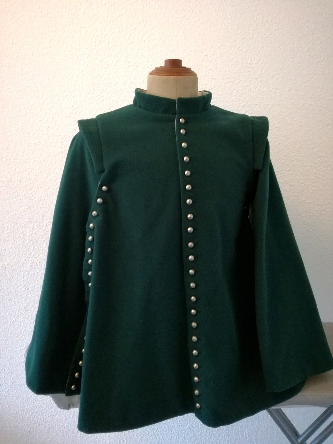 Tabard Made of Green Wool Fabric for 17th-century Reenactment. - Etsy