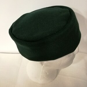 Cap With Pilgrim Badge Crafted in Dark Green Wool Fabric for Medieval ...