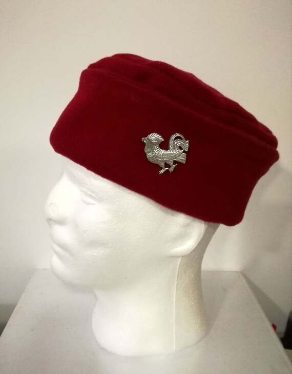 Cap With Pilgrim Badge Crafted in Maroon Wool Fabric for - Etsy