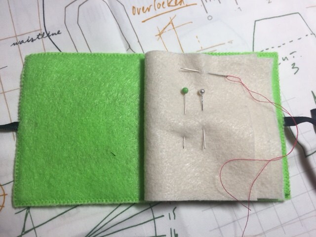 Vintage Sewing Machine Felt Needle Book - Etsy