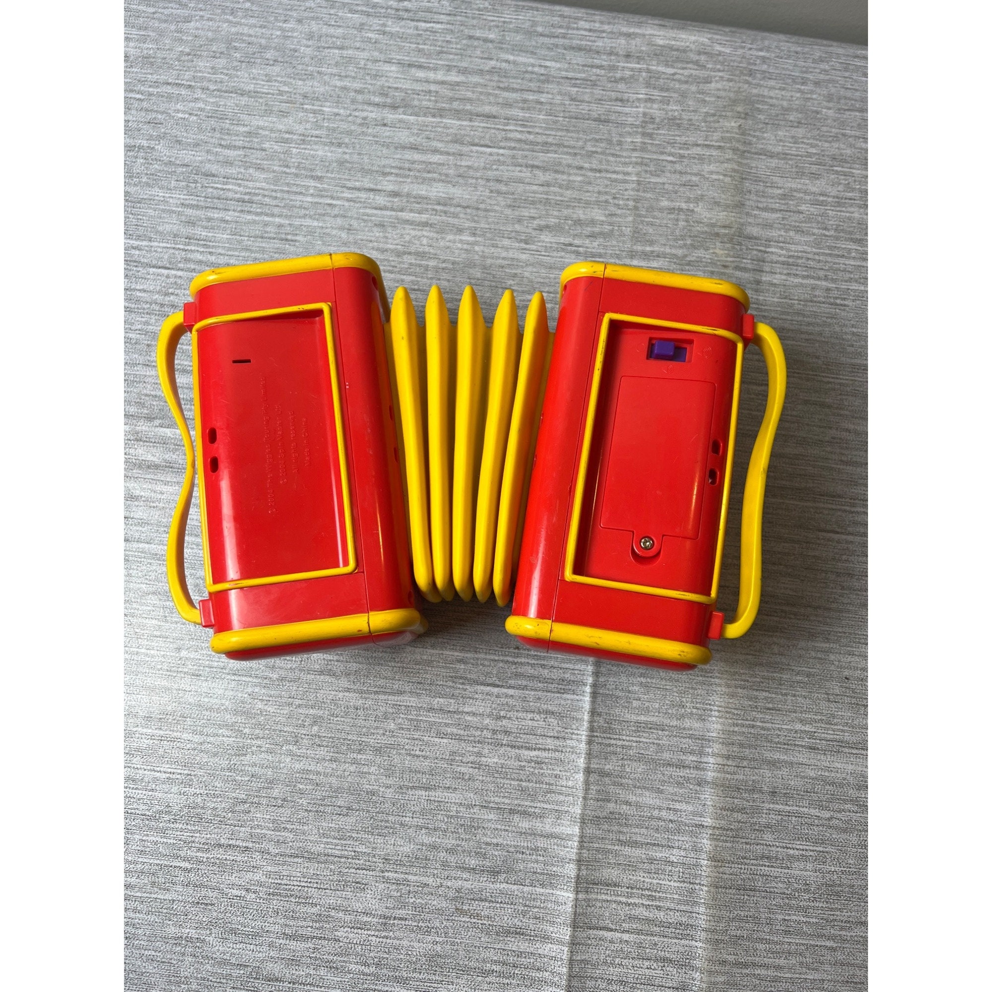 The Wiggles Accordion Toy Musical Instrument Squeeze Box Spin Master ...