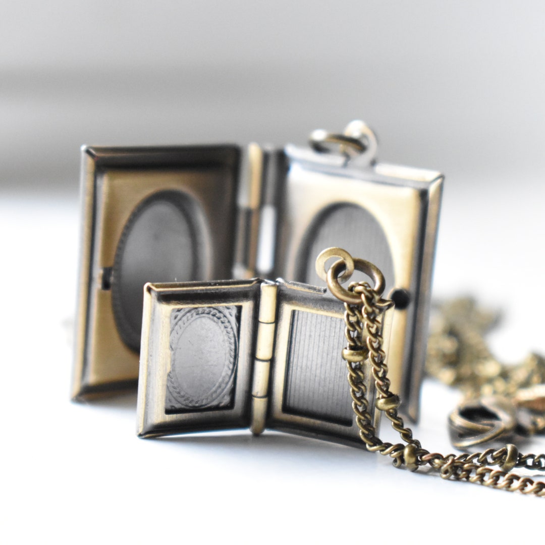 Handmade Victorian Style Double Photo Locket. Bookish Jewelry Memorial ...