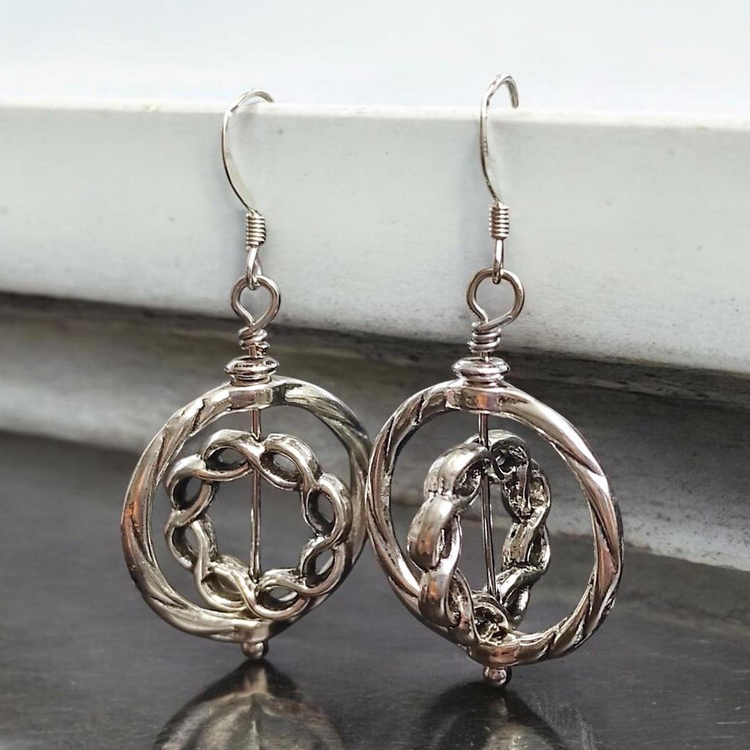 Fidget Earrings Simple Mobius Dangle Circle Earrings Spinning Discreet ...