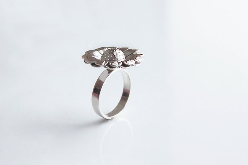 Handmade Silver Daisy Ring. Spring Ring. Flower Silver Ring. - Etsy
