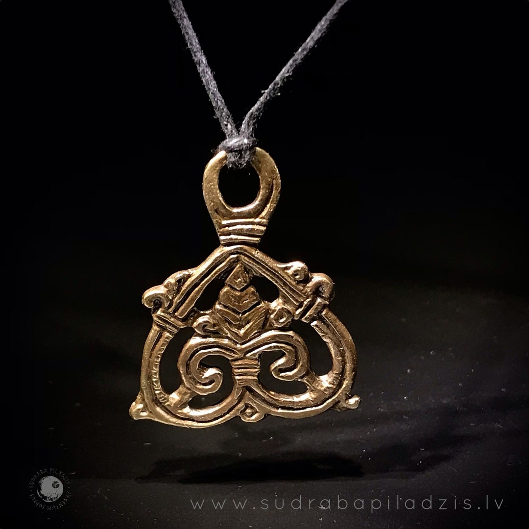 THE HART Bronze Pendant/ Amulet Reconstruction, Viking Age - Etsy