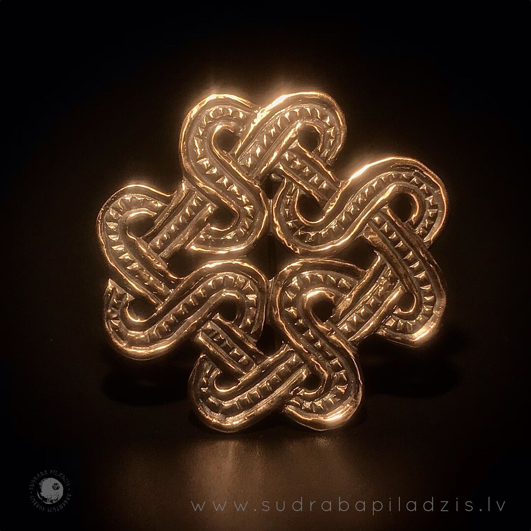 The KNOT OF ETERNITY Brooch - Bronze Viking Brooch, Replica, Historical ...