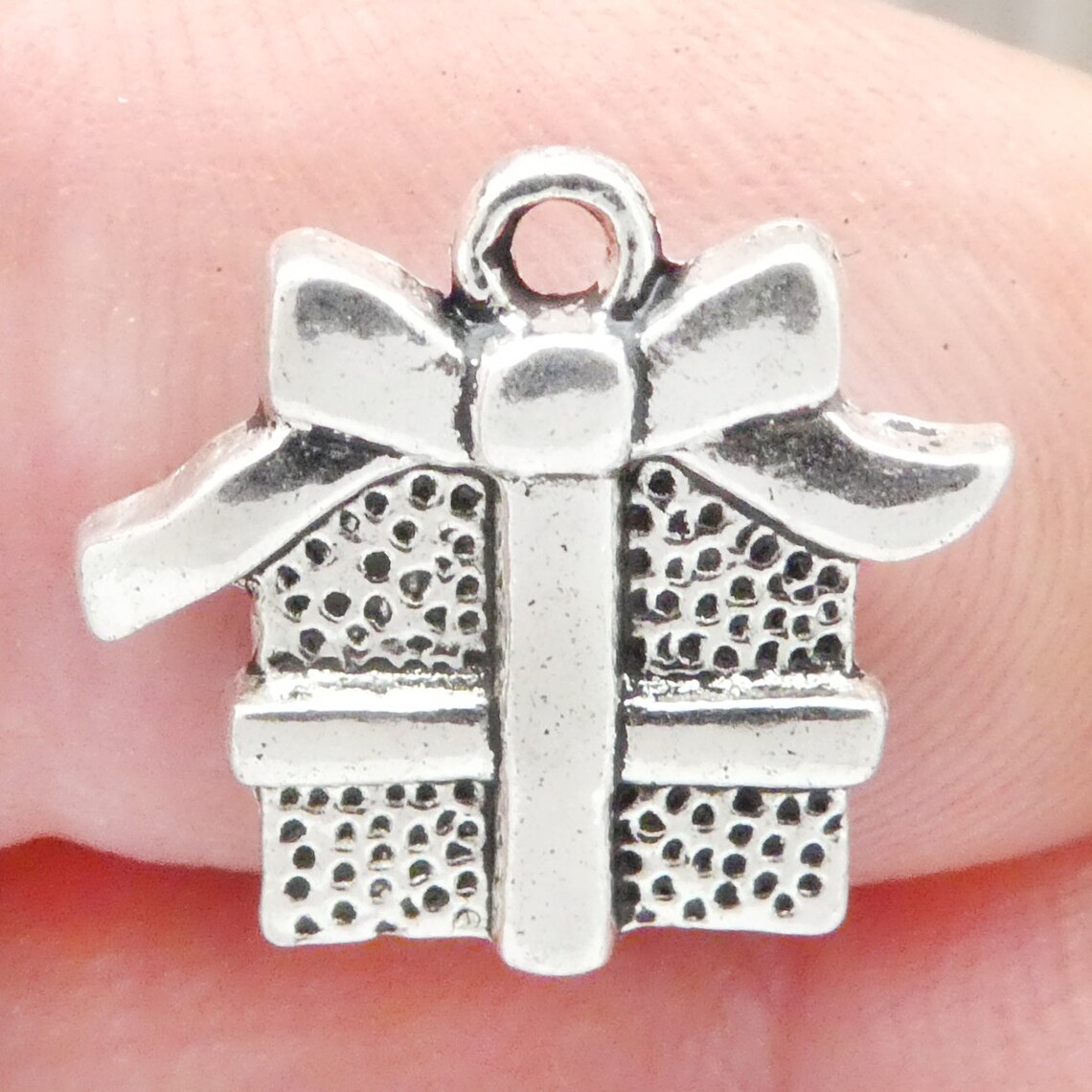 BULK 40 Pesent Silver Christmas Charm 15x17mm by TIJC SP0198B - Etsy