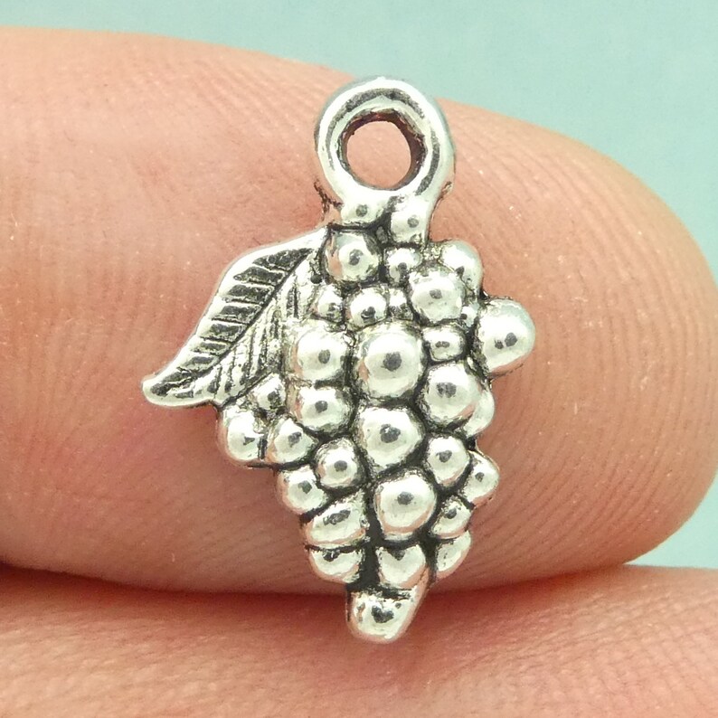 12 Silver Grape Charm Pendant by TIJC SP0733 | Etsy