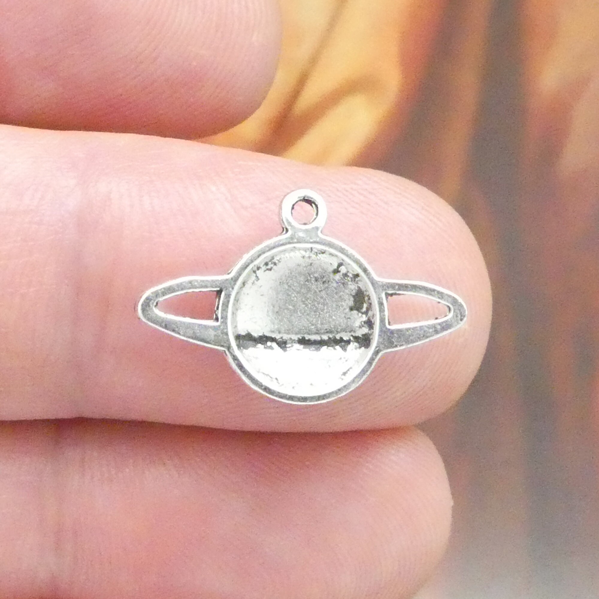 20 Silver Saturn Charm Planet Pendants 13x20mm by TIJC SP1616 - Etsy UK