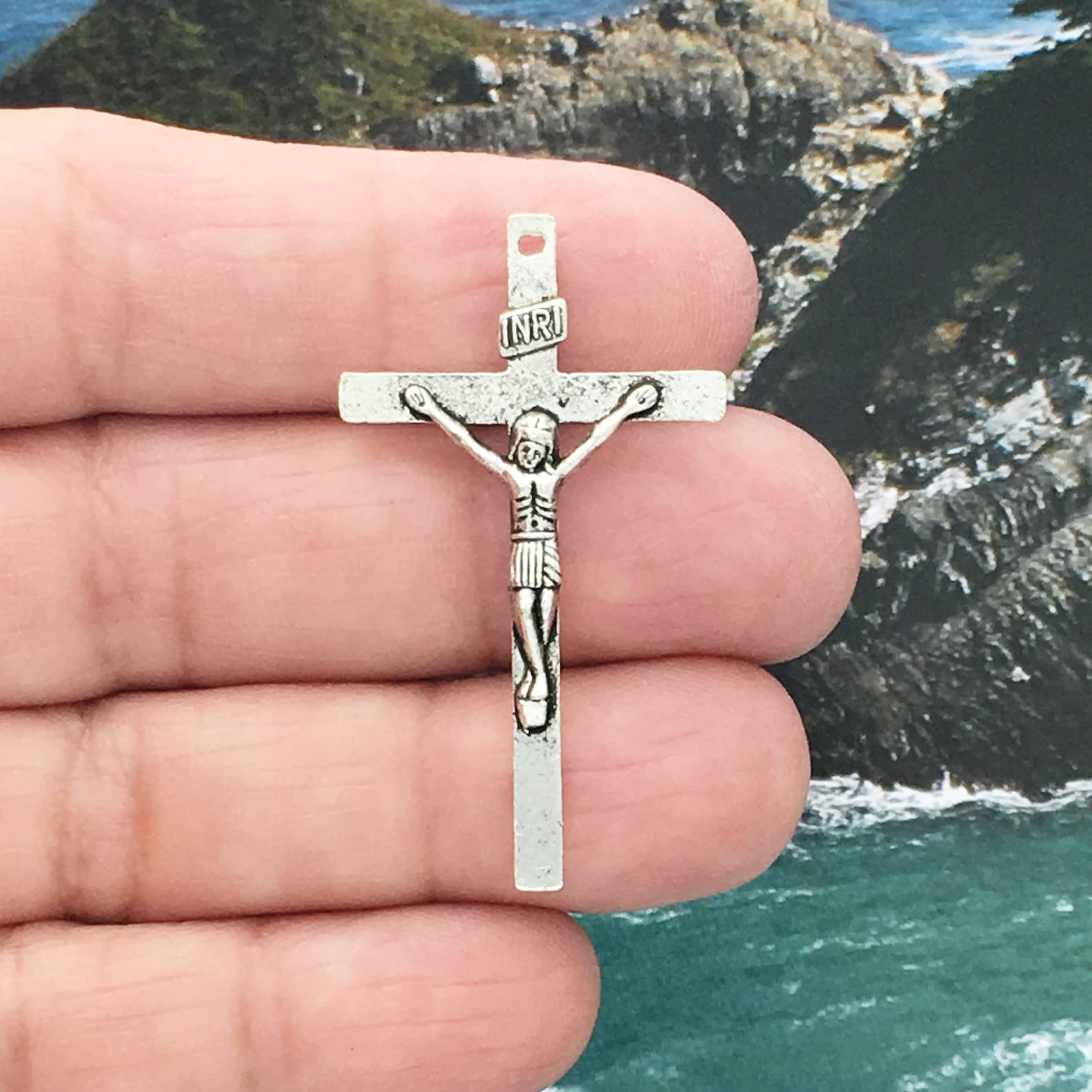 BULK 20 Simple Silver Crucifix Cross Charm Pendant for Rosary - Etsy