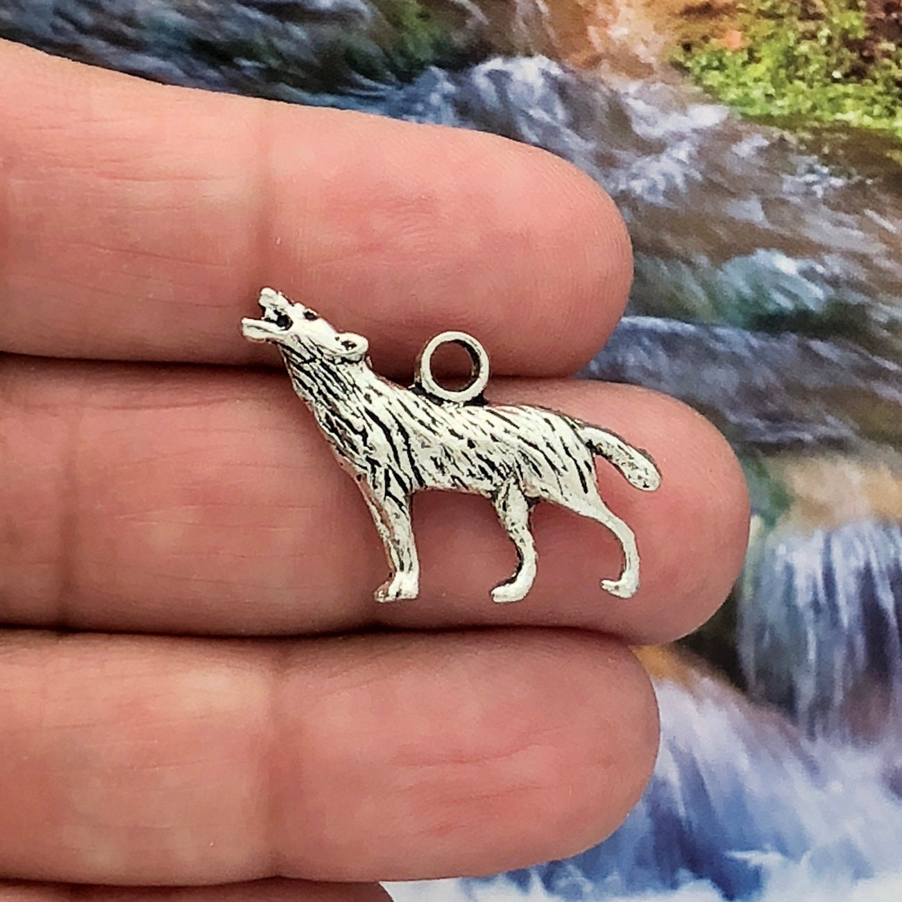 BULK 25 Howling Wolf Charm Silver by TIJC SP0152B | Etsy